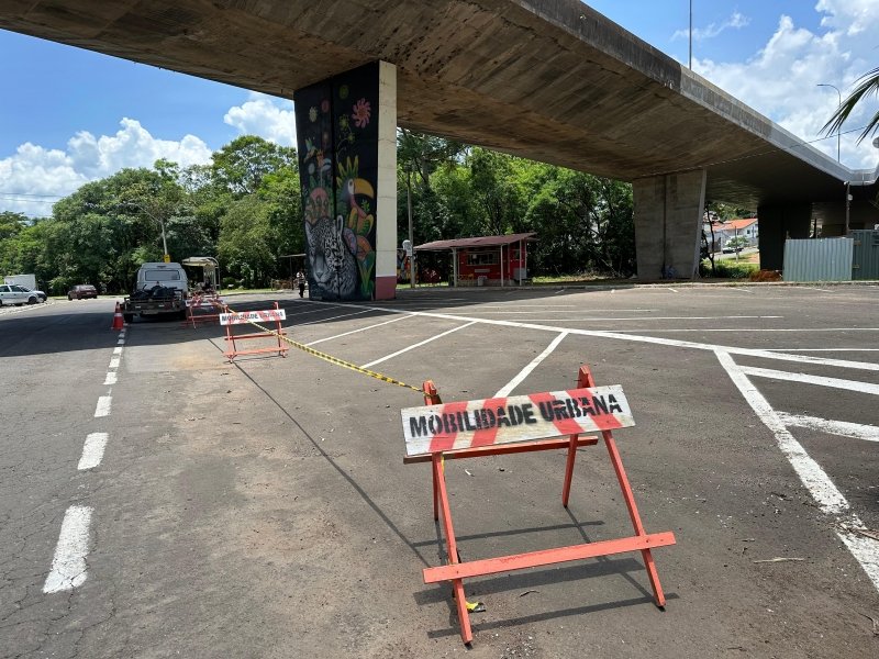 Avanço das obras no viaduto Laudo Natel em Valinhos traz interdições em ...