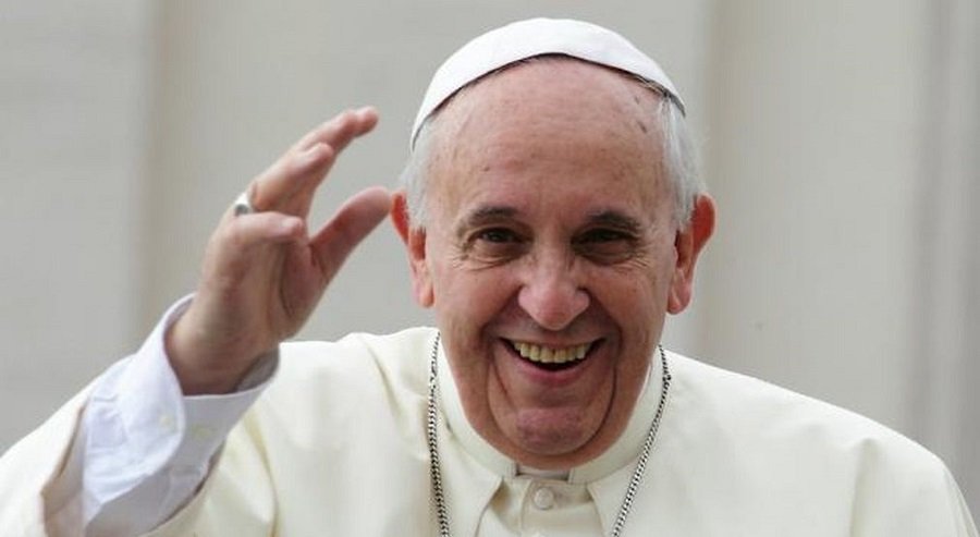 A Graça do Riso: Como o bom humor de Papa Francisco reflete sua ...